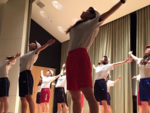 Japan Visitors Teach Line Dance | News at PCC