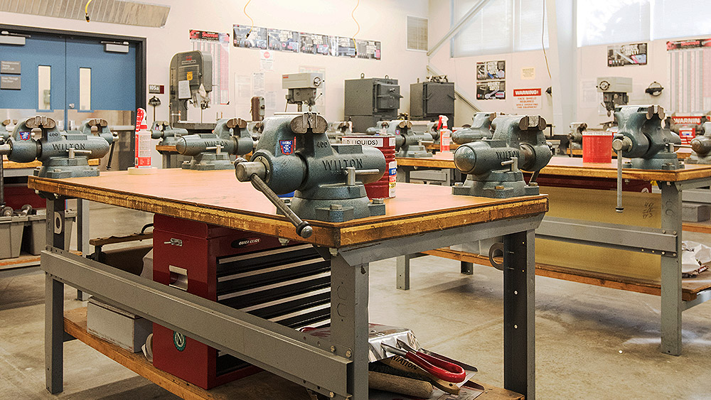 Our Facilities Aviation Maintenance Technology At Pcc